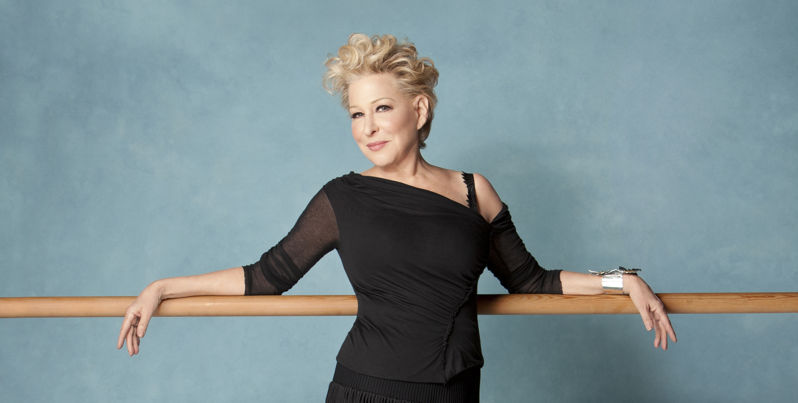 Bette Midler To Perform For First Time On The Oscars - We Are Movie Geeks