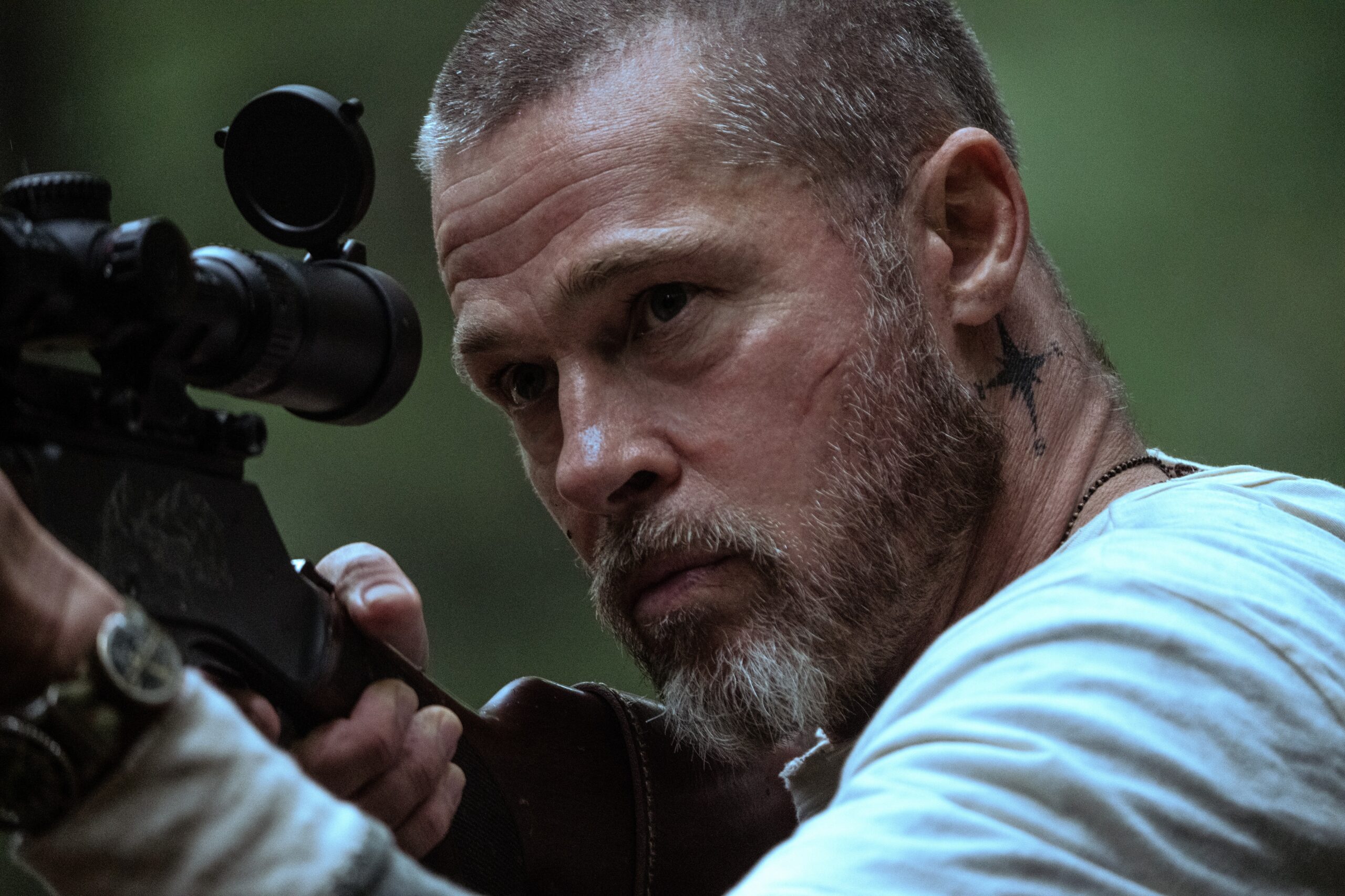 First Look: Brad Pitt Plays James Belmont In HEART OF THE BEAST From ...